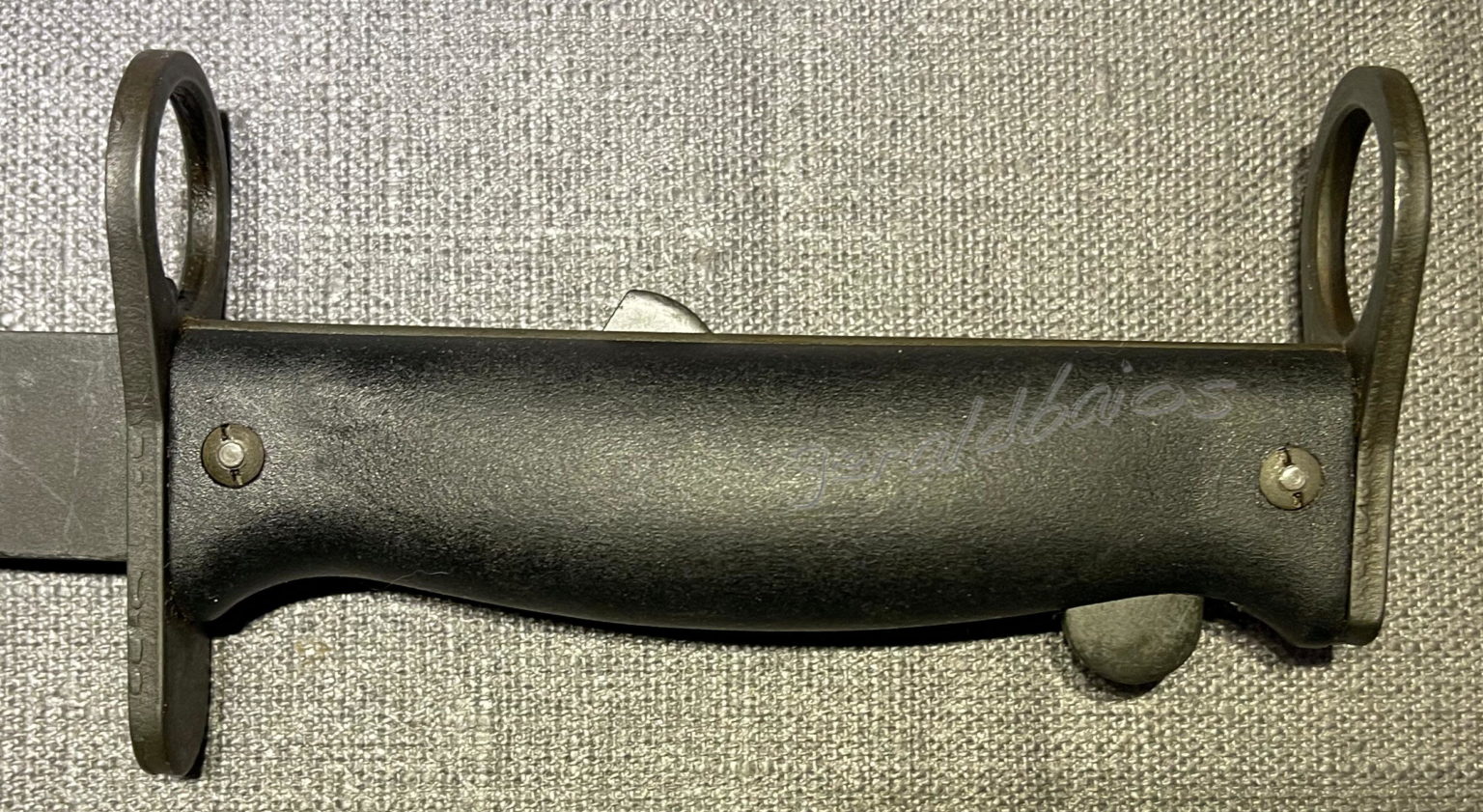 Baïonnette pour fusil FAMAS « N 236 » – Géraldbaios